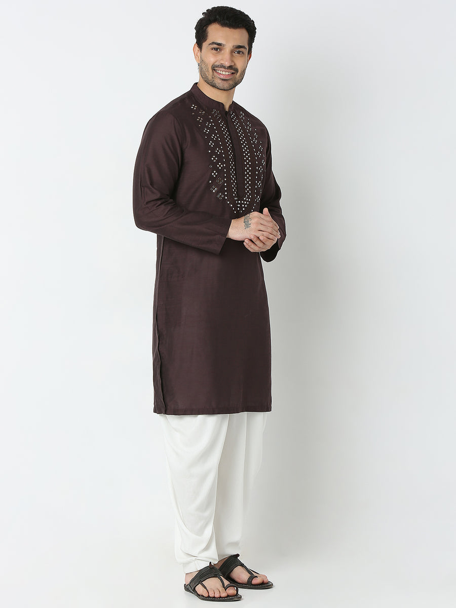 Regular Fit Embellished Kurta